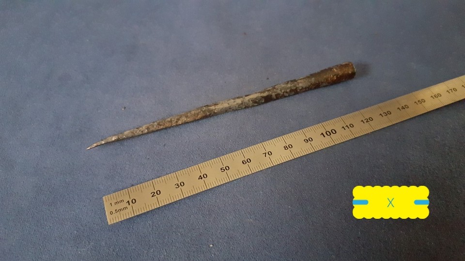 MEDIEVAL BODKIN ARROWHEAD | eBay