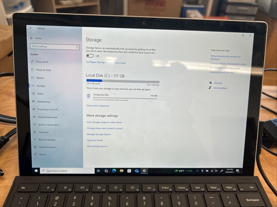 Microsoft Surface Pro (5th Gen) 1796 12.3" w/ m3-7Y30 1.00GHz CPU 4GB ...