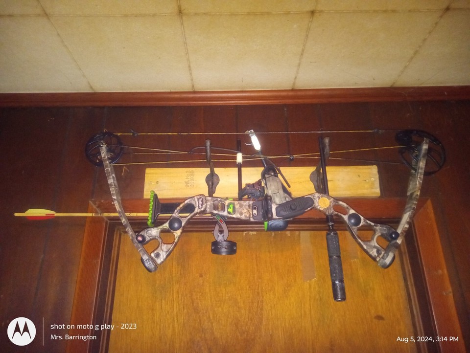 Cheetah martin camouflage compound bow with accessories | eBay