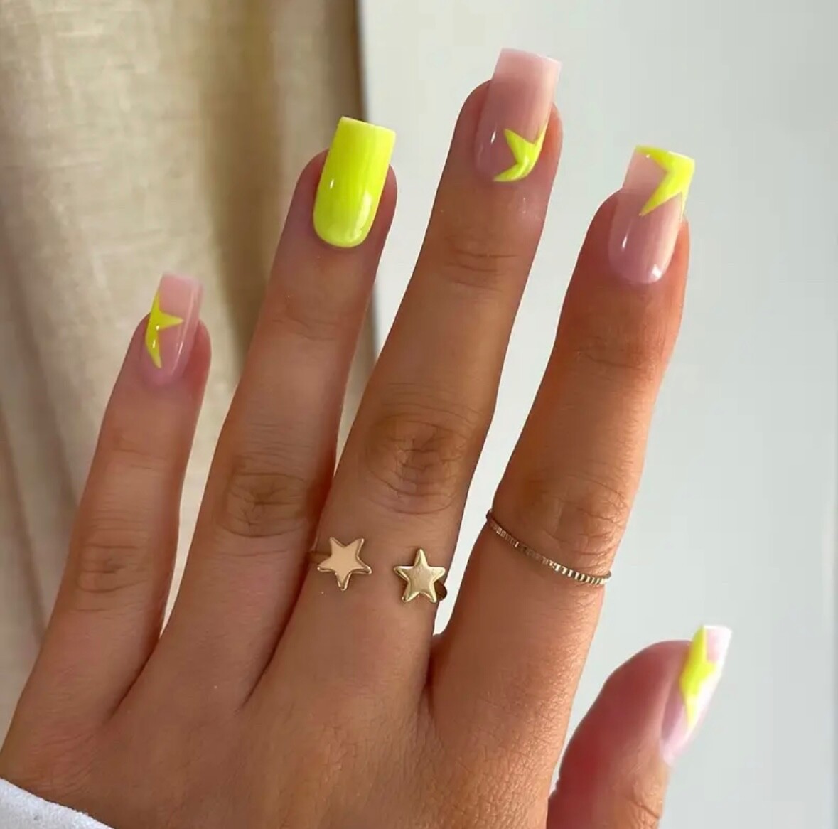 Light Yellow Nails 25 Gorgeous Yellow Nails To Spice Up Your Fashion