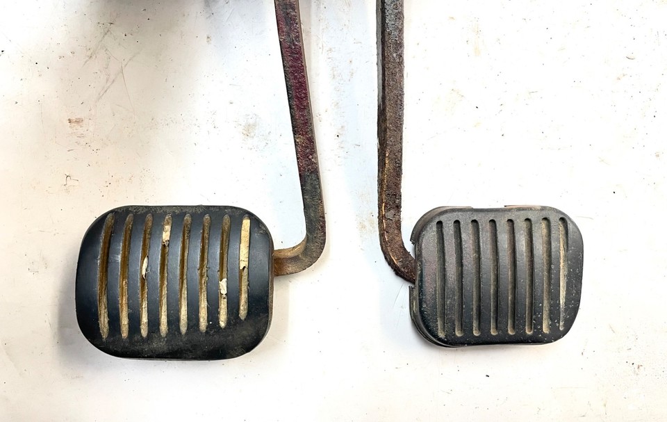 Jeep pedal CJ5 CJ7 CJ8 manual pedals brake clutch fits 76-86 CJ AMC FREE SHIP | eBay