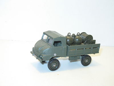 SOLIDO Camion SIMCA unic marmon CITERNE SPHERE militaire aviation ...