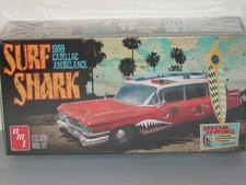 AMT Surf Shark 1959 Cadillac Ambulance 1/25 Scale Model Car Kit (1242 ...