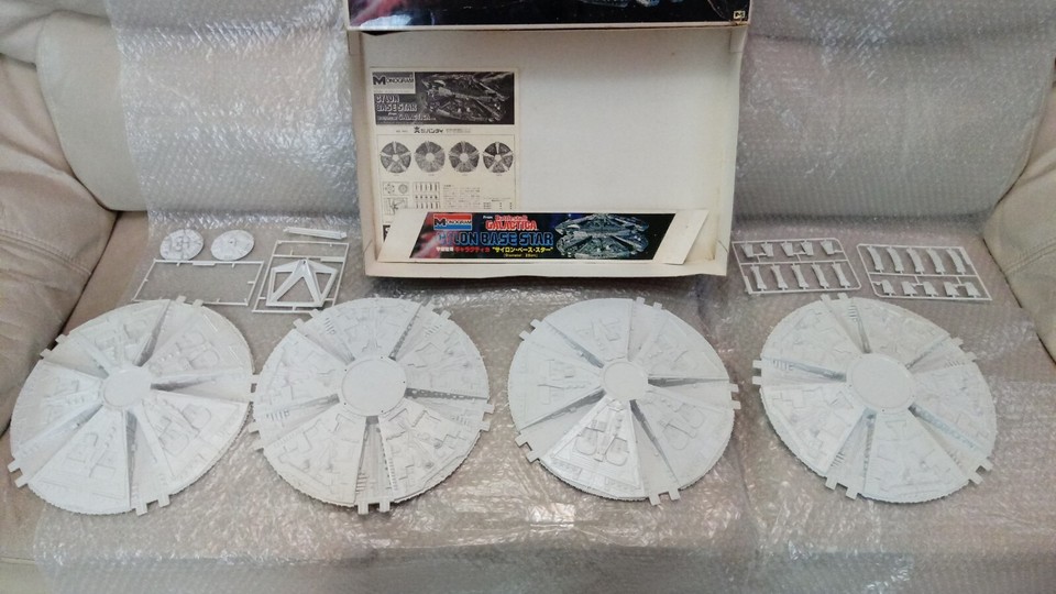 4 vintage Bandai Monogram Battlestar Galactica model kits 1981 White ...
