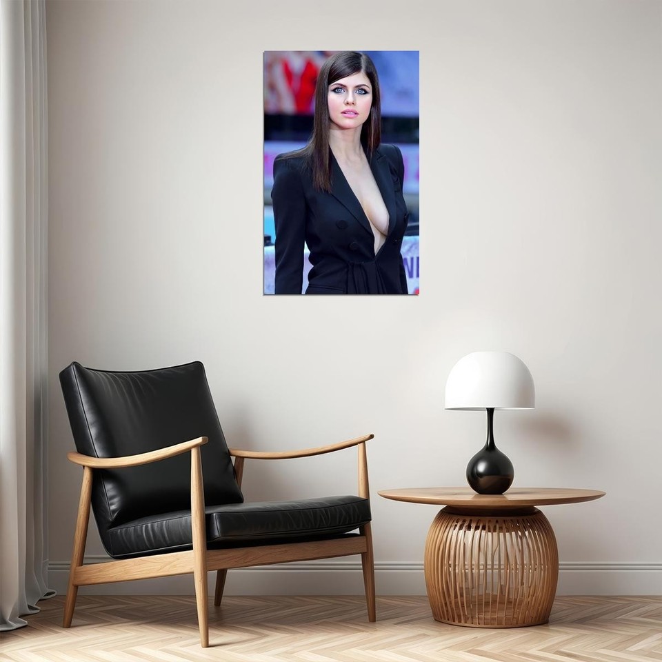 626653 Alexandra Daddario HD Photo Hot Wall Print Poster | eBay
