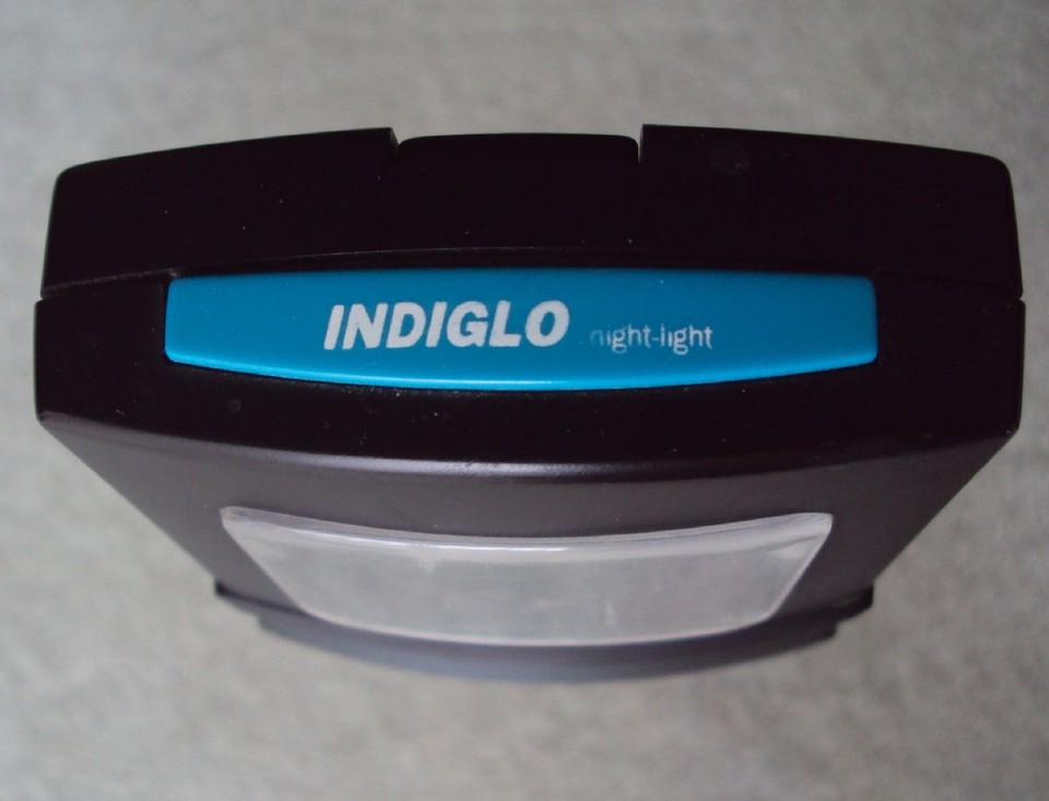 Timex INDIGLO Blue Night Light Travel Alarm Clock Battery Operated | eBay