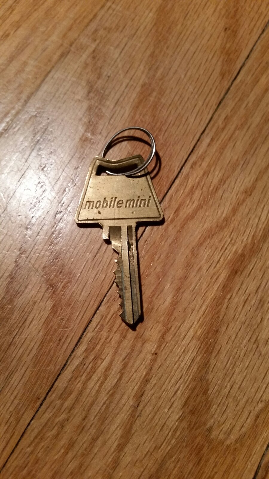 Key blank already cut; Mobilemini key #41514; looks like American key ...