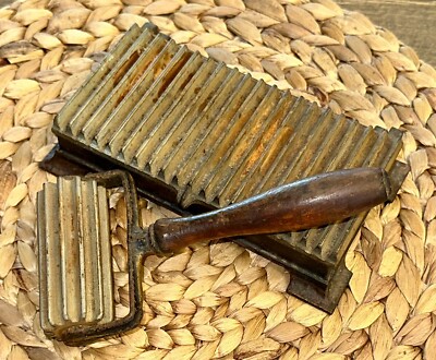 Antique 1800’s Fluting Iron, Hand Pleating Iron. American Machine ...