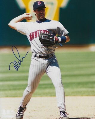Todd Walker Autographed Signed 8x10 Photo - Twins Cubs Rockies Padres ...