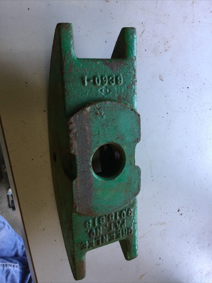 1 Greenlee 1-0939 Small Shoe Support for 880 / 883 / 884 / 885 ...