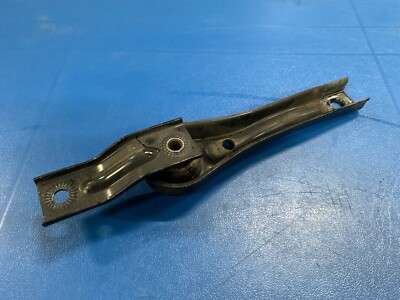 VW GOLF MK7 Audi A3 8V BOTTOM ENGINE GEARBOX BRACKET MOUNT DOG BONE ...