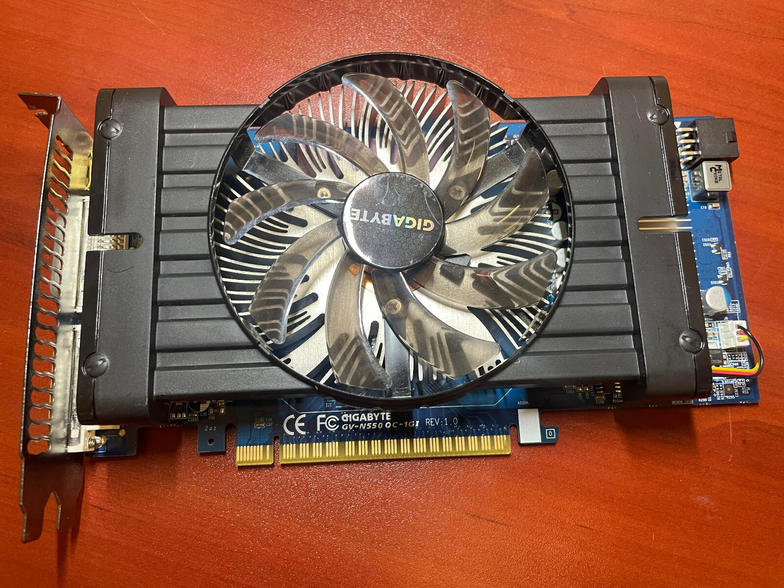 Gigabyte NVIDIA GeForce GTX 550 Ti (GV-N550OC-1GI) 1 GB GDDR5 SDRAM PCI ...
