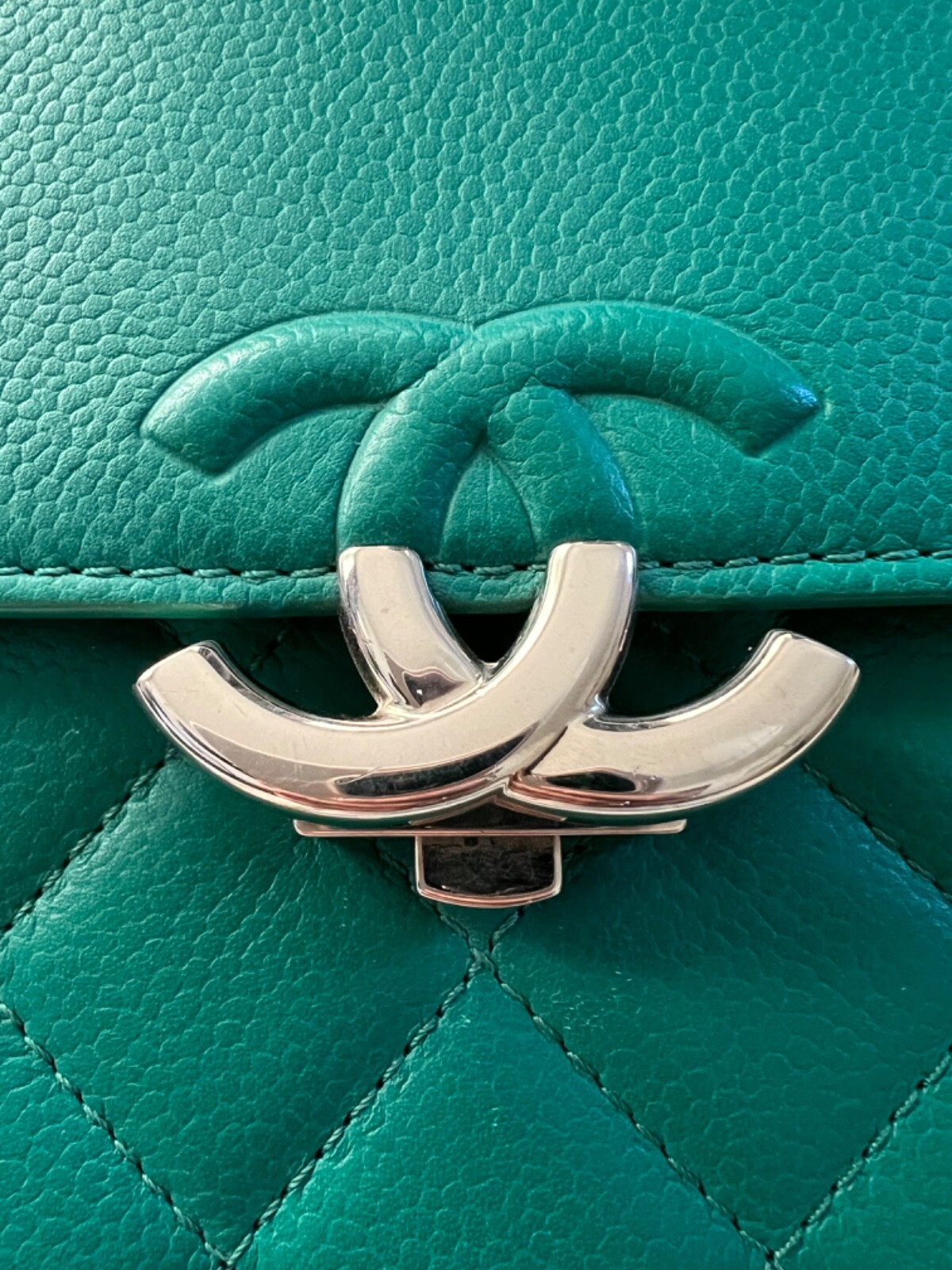 Chanel CC Box Flap Bag- Small Green Classic | eBay
