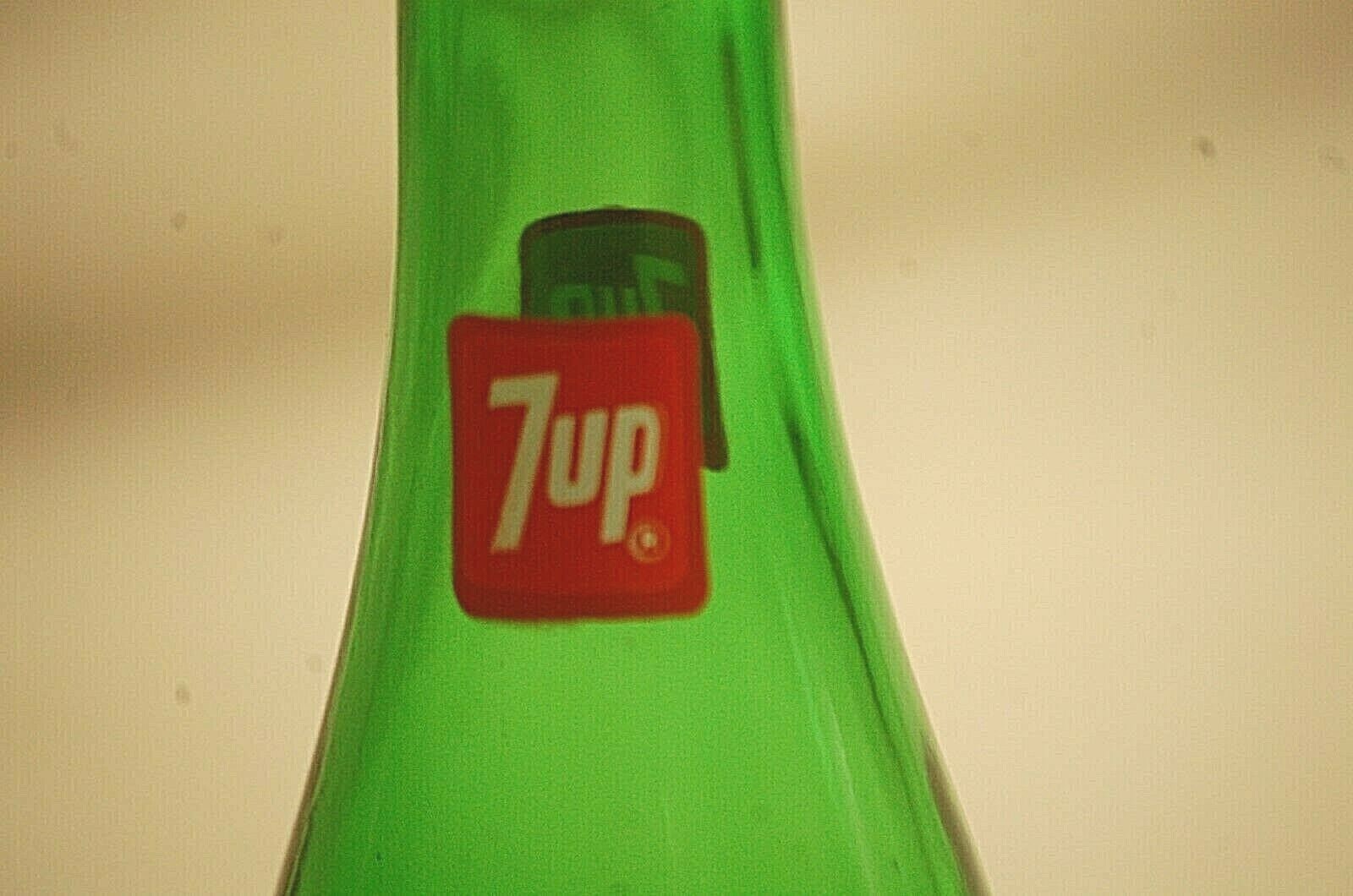 Vintage 7-Up Green Glass Beverages Soda Pop Bottle 7 fl. oz. | eBay