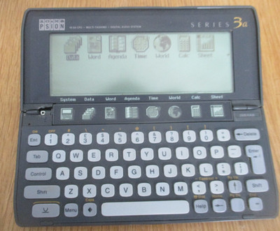 Vintage 1993 Psion Series 3a 2MB Personal Organiser PDA with Berlitz ...