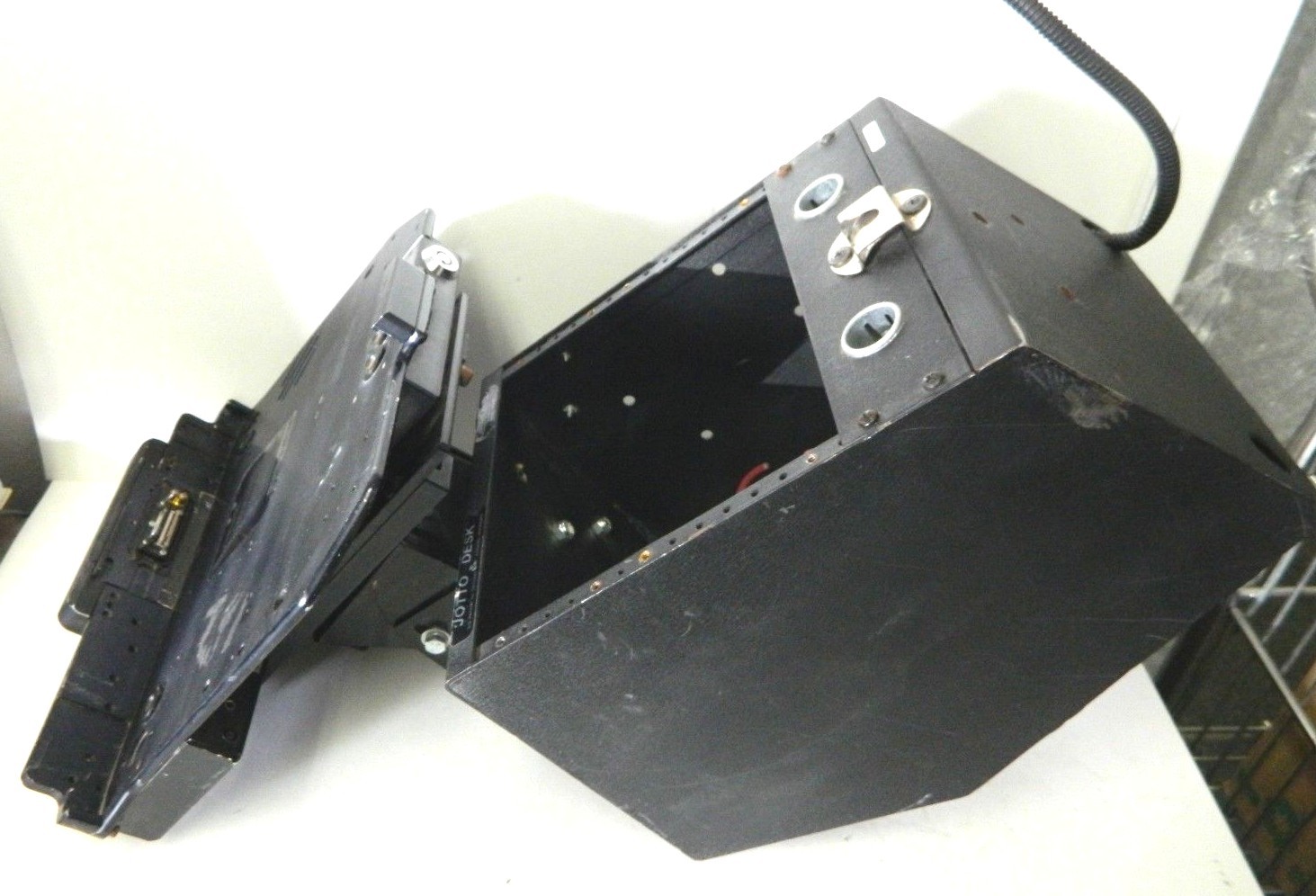 Jotto Desk Police Console Desk Center Mount w/ Precision Laptop Mount ...