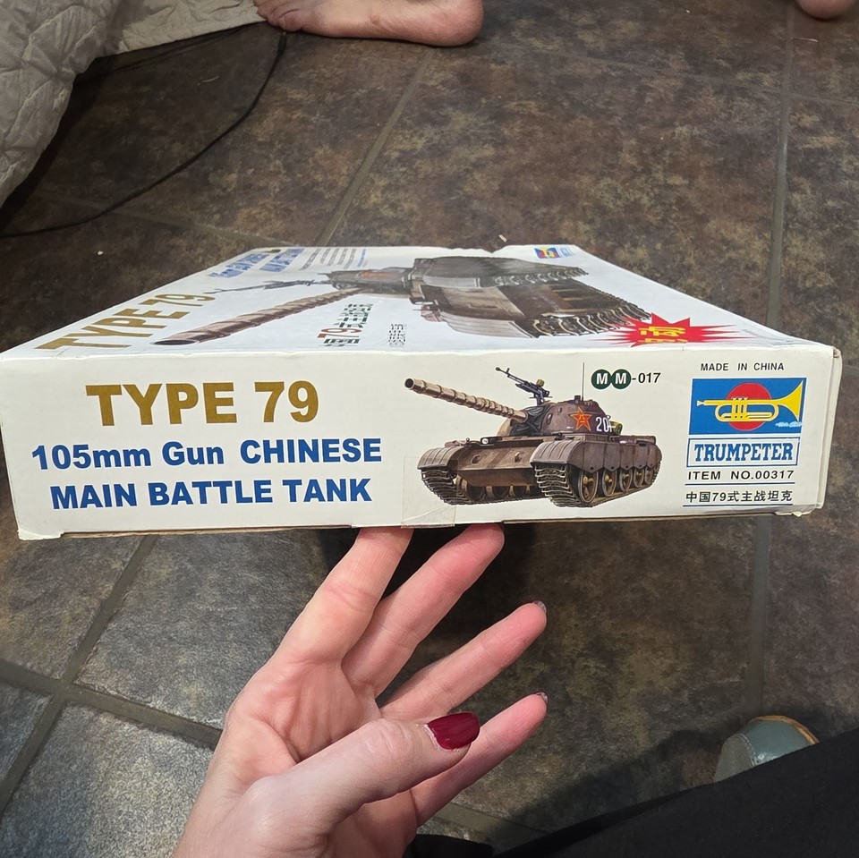 Trumpeter 1:35 Type 79 105mm GUN CHINESE Main Battle Tank model ...