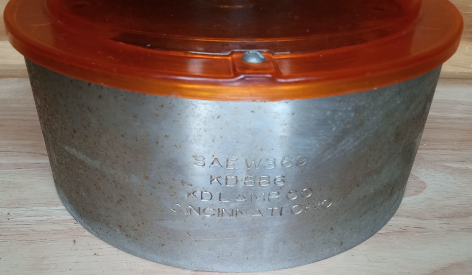 Vintage KD Lamp Co Model 886 Amber Rotating Beacon Light Cincinnati ...