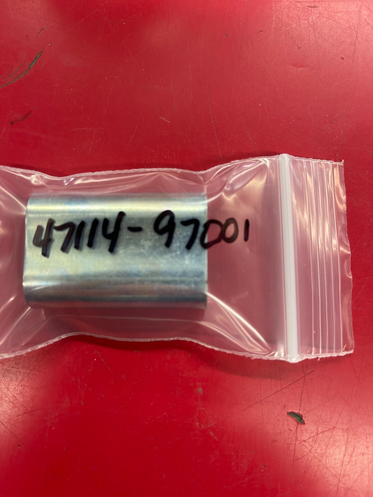 ***NOS SUZUKI 47114-97001 TRACK LINKS | eBay