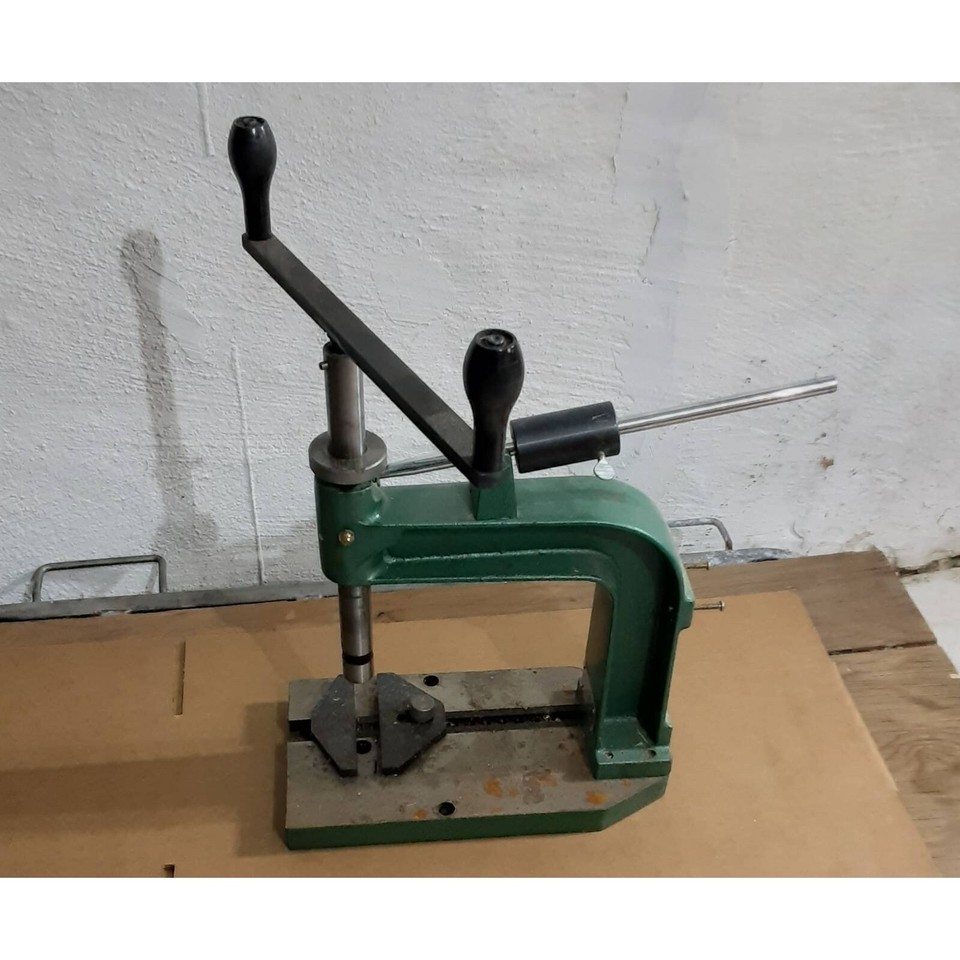 Manual Precision Desktop Hand Tapping Machine Green Cast Iron Metal ...