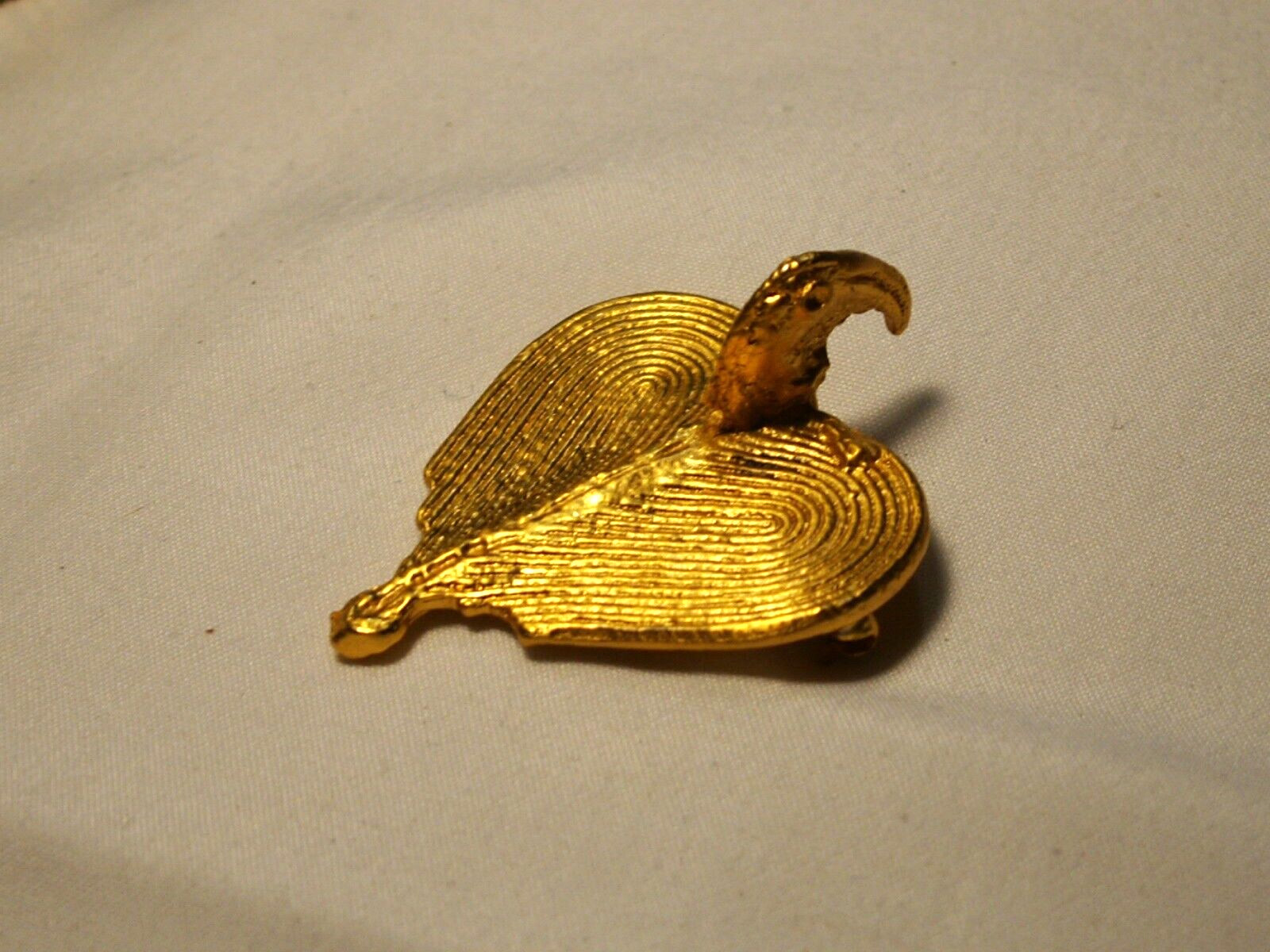 ...Vintage ALVA Museum...Gold Tone Ancient Design Bir… - Gem