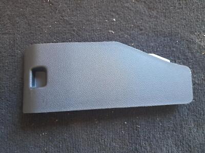 VE COMMODORE INNER FUSE PANEL COVER ON LH KICK PANEL #43334 | eBay ...