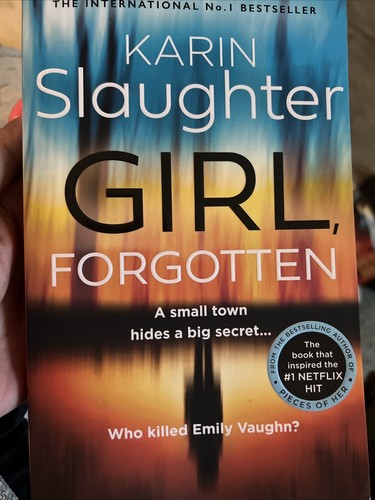 Karin Slaughter Girl Forgotten | eBay