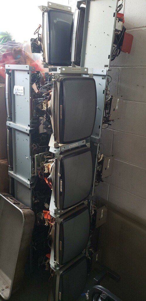 (Qty 50) 13” Wells Gardner Monitor Chassis WGE1377-H0TS38R W5032 K7000 ...