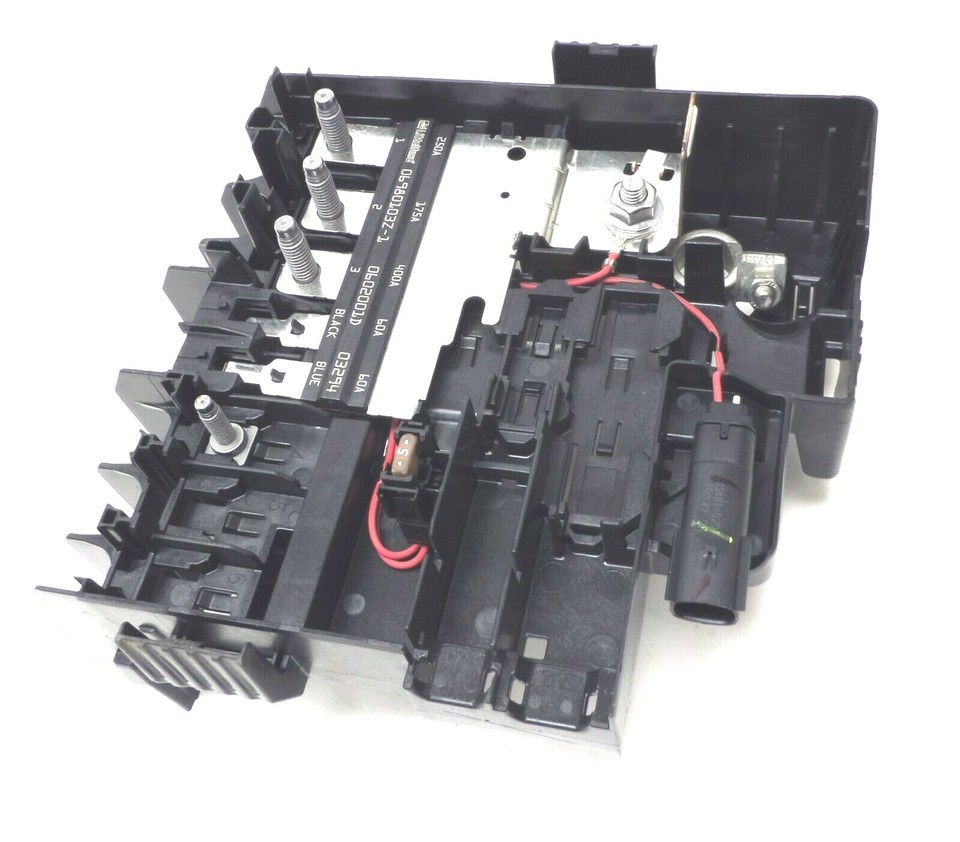 OEM Battery Distribution Fuse Block 2019-2023 Chevrolet Suburban ...