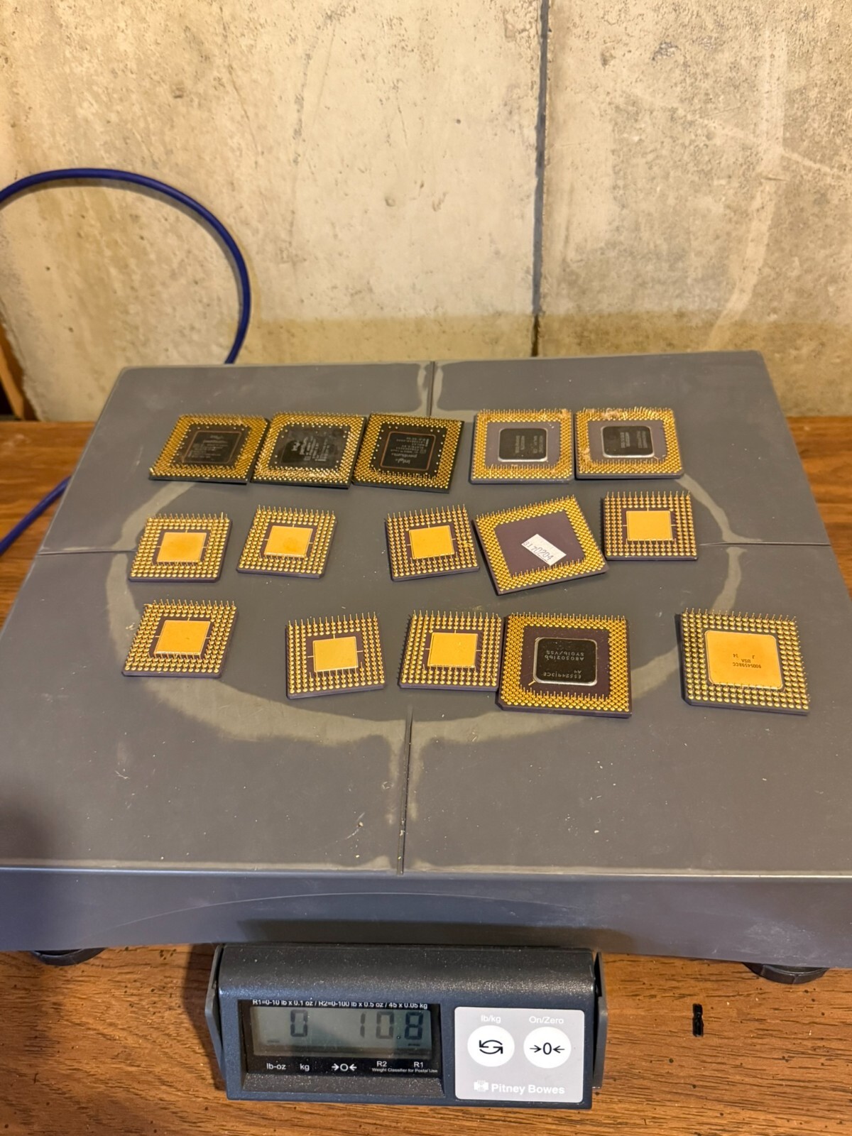15 Ceramic CPU AMD Intel Pentium 486 mix lot of High Yield Gold ...