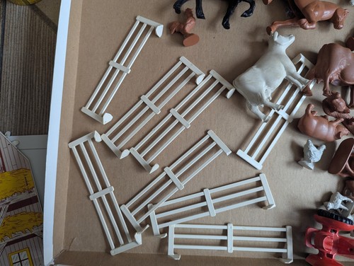 Vintage 1950 Tin Litho Sunnyfield Farms Playset Ohio Art Animals ...