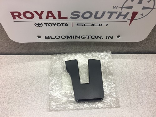 Toyota Matrix 2009 - 2013 Front Console Cup Holder Insert Genuine OEM ...