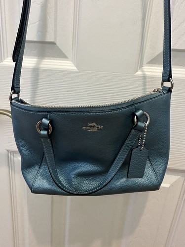 Coach light blue crossbody - Gem