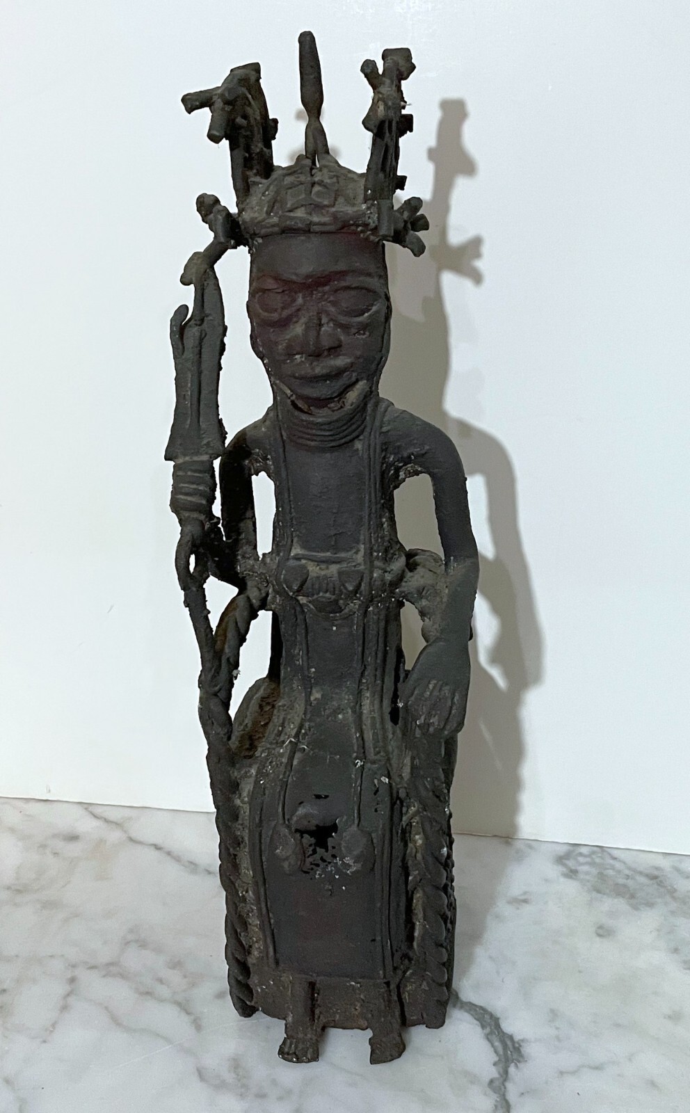 OLD BRONZE STATUE OF A CROWNED SEATED OBA HOLDING A SWORD - FROM BENIN ...