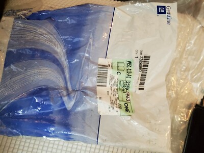 GM OEM Rear Bumper-Mount Bracket Right 22890963 | eBay