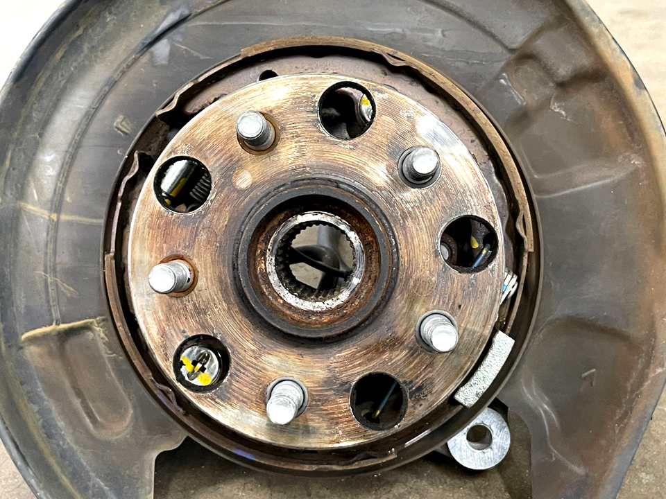 ⭐2013-2020 LEXUS IS300 RWD REAR LEFT SUSPENSION SPINDLE KNUCKLE HUB OEM ...