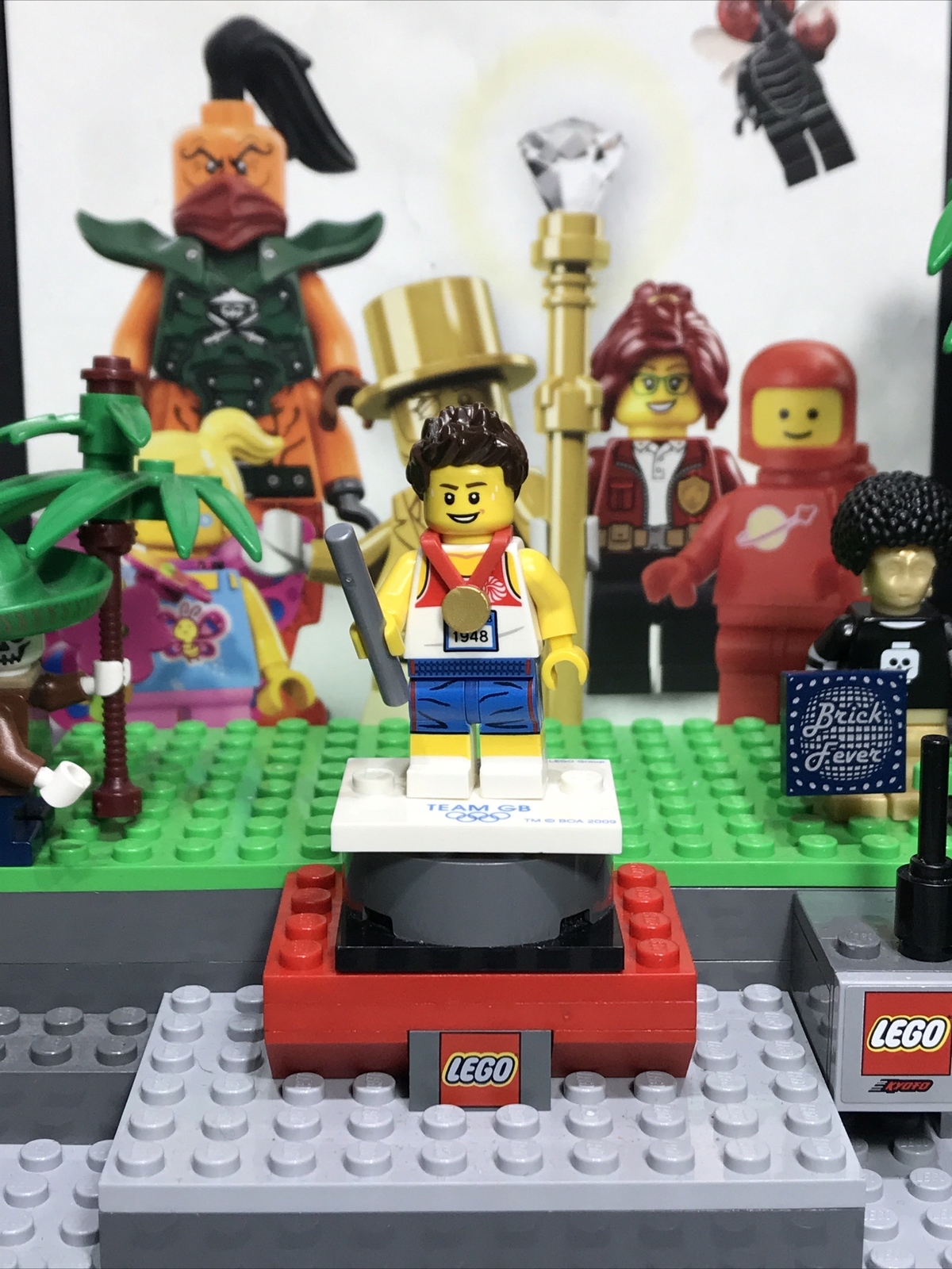 Lego Team Great Britain Mini Figure Relay Runner Tgb003 / 2012 | eBay