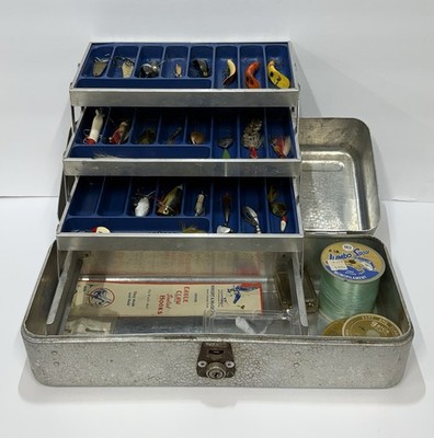 Vintage Walton Grip Loc Aluminum 3 Tier Tackle Box with 23 Lures ...