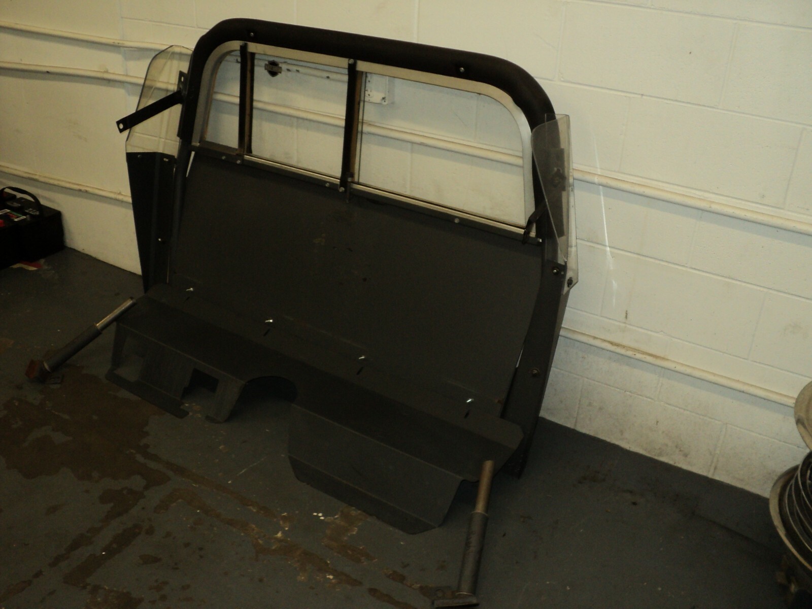 Complete ProGard Barrier Partition Police Prisoner Transport Ford Crown ...