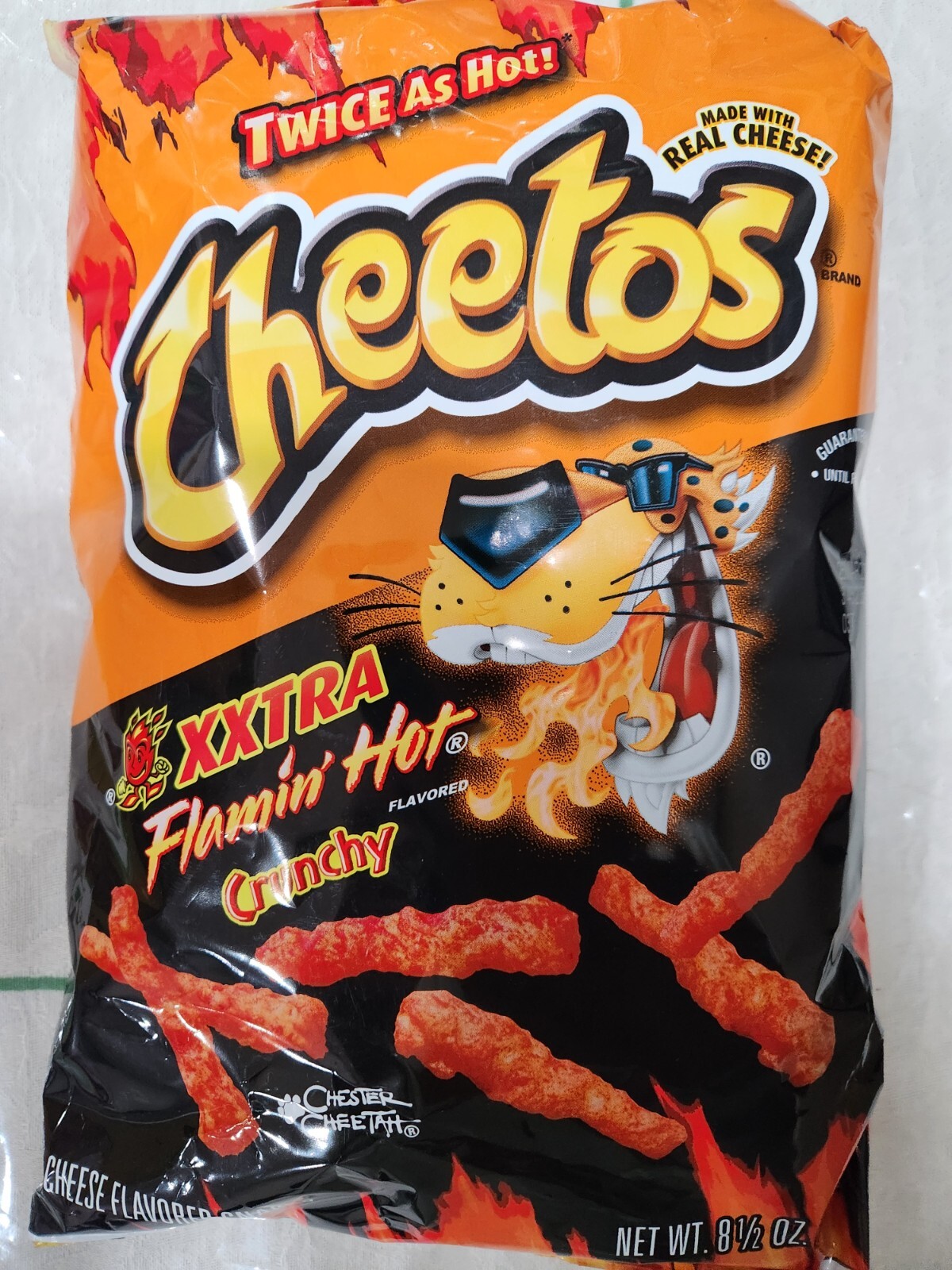 NEW LOOK, SAME TASTE CHEETOS XXTRA FLAMIN'HOT FLAVORED CRUNCHY 8.5 OZ ...