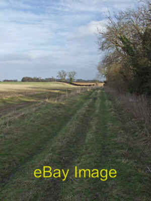 Photo 6x4 Riplingham farm track Leading east from the Riplingham to ...