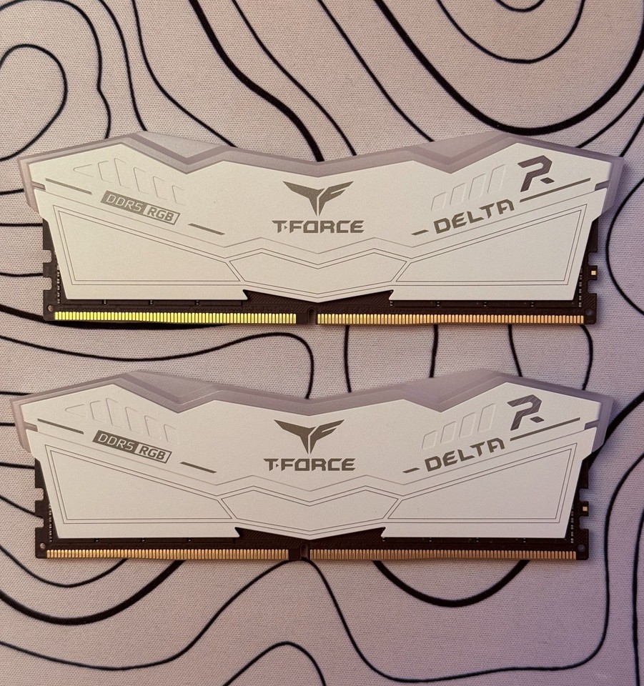 TEAMGROUP T-Force Delta RGB DDR5 64GB (2x32GB) 6000MHz CL38 WHITE XMP ...