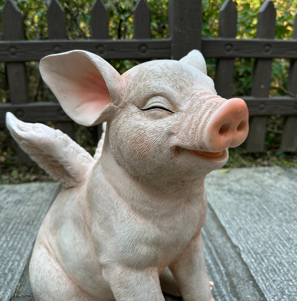 16.5" Smiling Sitting Pig w/Wings Garden Statue Farm Decor Animal In ...