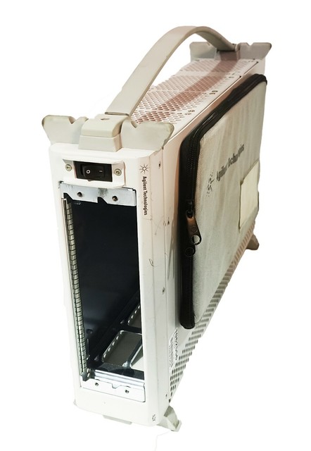 Agilent Ixia N5540A N2x 2 Slot Portable Chassis N5541a for sale online ...