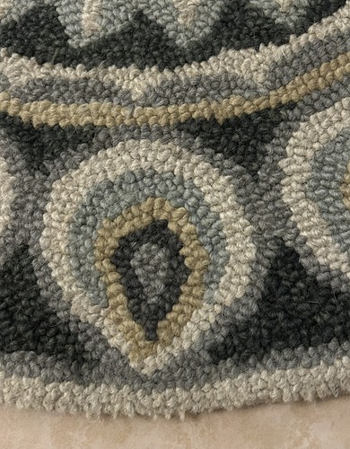 Vintage Wool Hand Hooked Round Rug 3-Feet Diameter Pretty Neutral ...