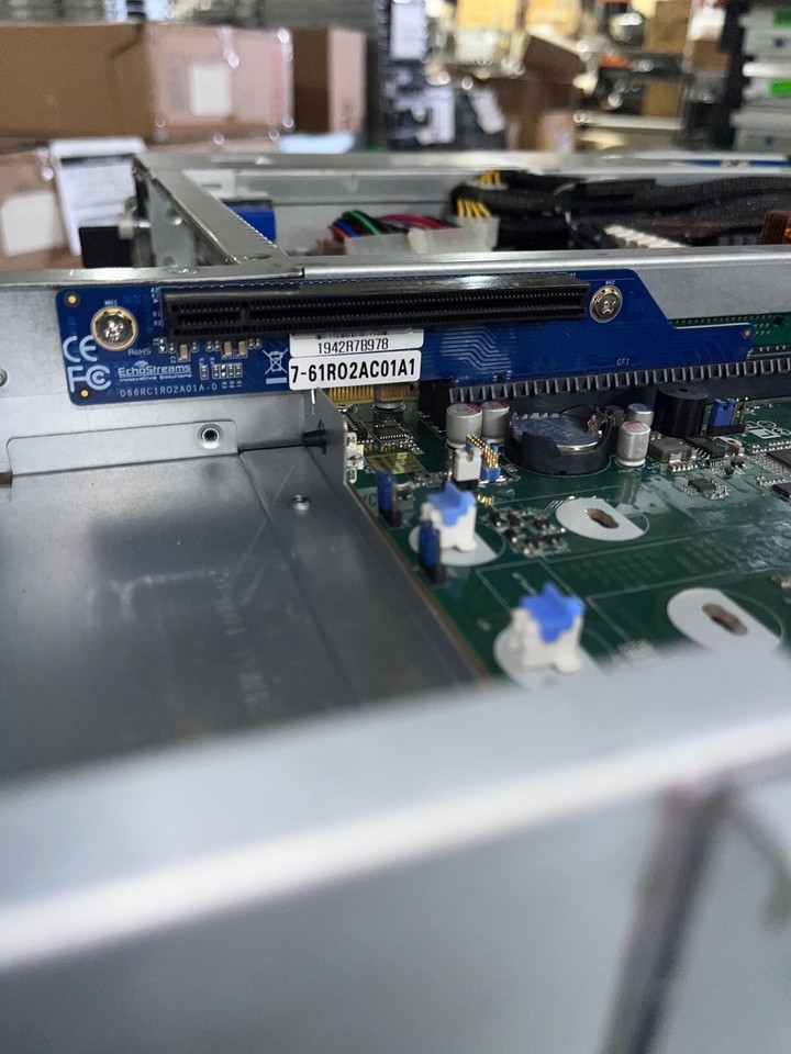 Tyan 2 Node 24x NVME G4 Server AMD Server 2x EPYC 7702P 128-Core 2.0GHz ...