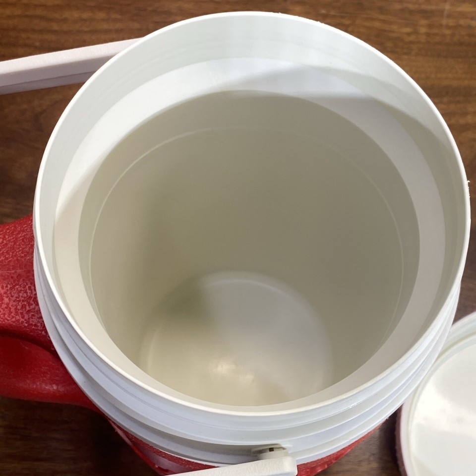 Pizza Hut Relief Pitcher Vintage 80's Igloo 1/2 Gallon Red Drink Cooler ...