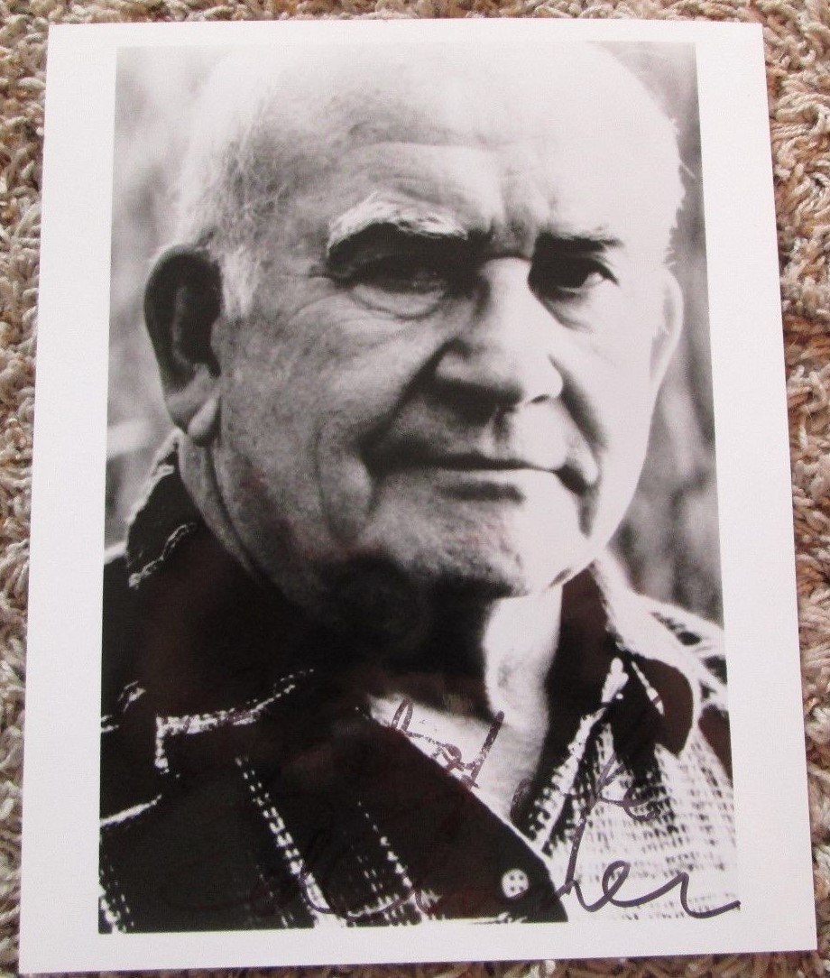 ED ASNER AUTOGRAPH SIGNED 8 x 10 PHOTO HUGE COLLECTION RARE AUTO | eBay