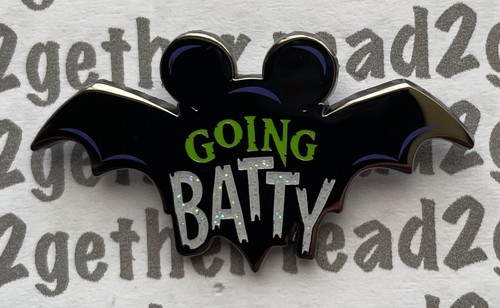 Disney Pin Mickey Mouse Bat Halloween Going Batty | eBay