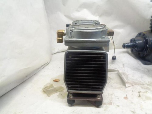 GAST ROCKING PISTON AIR COMPRESSOR 965513 NEW J1 | eBay